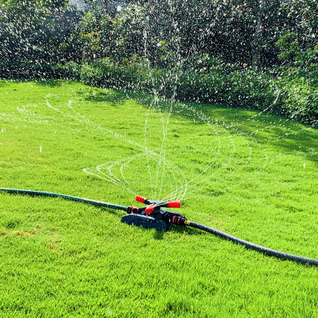 Revolving Sprinkler with Weighted Base - Eden Garden