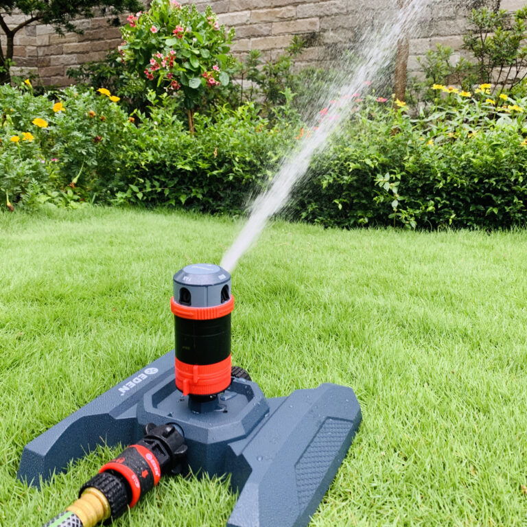 4-Pattern Mobile Rotary Gear Drive Sprinkler - Eden Garden